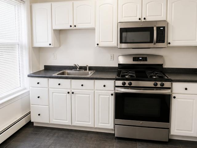 1 BR, 1 BA Apartment 73 Division St Chelsea, MA 02150