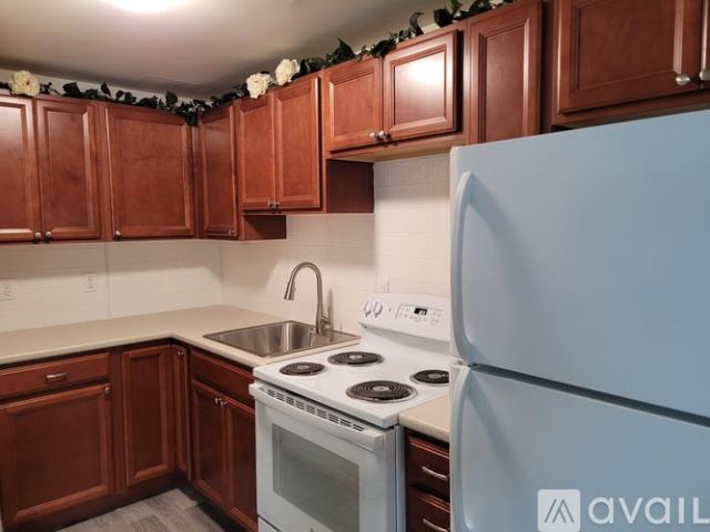 1 BR, 1 BA Apartment 7 Callahan Drive, Unit 1, Ticonderoga, NY 12883