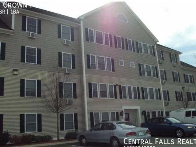 1 BR, 1 BA Apartment 7 Crown Point Drive, Dover, NH 03820