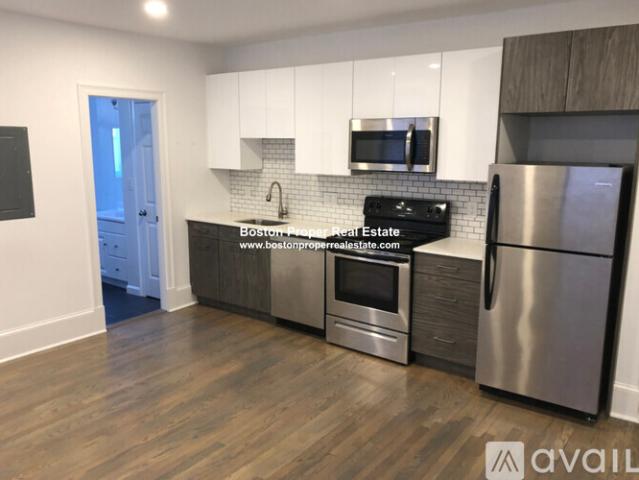 1 BR, 1 BA Apartment 7 Myrtle St, Unit 8, Boston, MA 02114