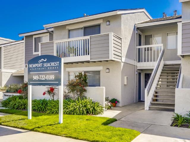 1 BR, 1 BA Apartment 843 West 15th Street Unit 55, Newport Beach, CA 92663