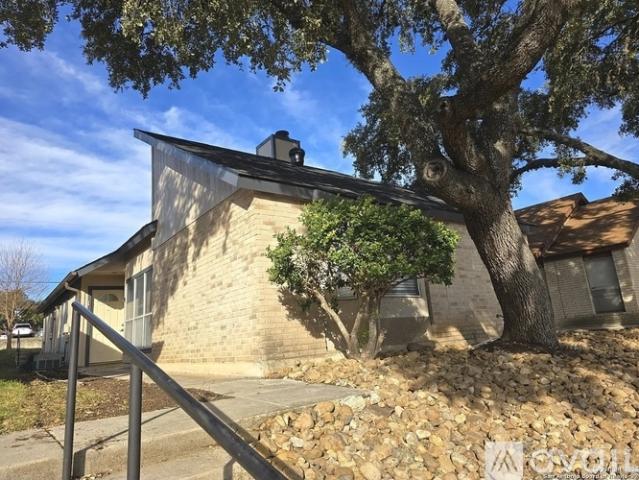 1 BR, 1 BA Apartment 8415 Cranberry Hill, Unit 1, San Antonio, TX 78254