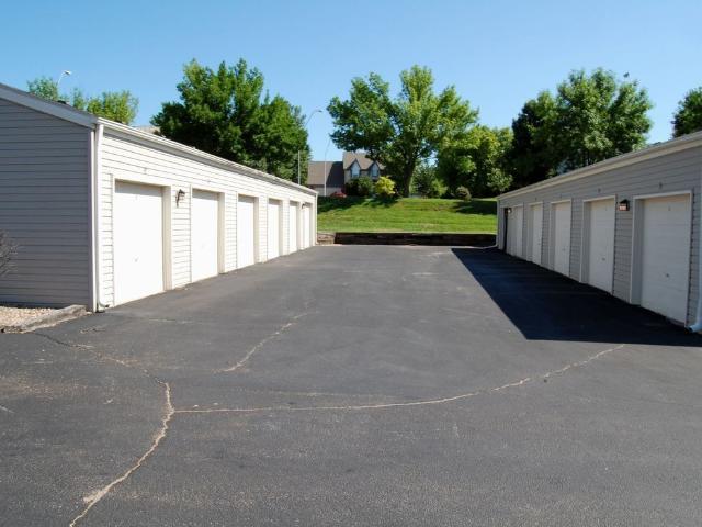 1 BR, 1 BA Apartment 8418 N Overland Ct Unit 8488, Kansas City, MO 64154