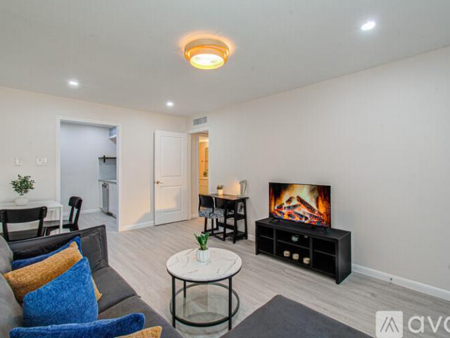 1 BR, 1 BA Apartment 845 Augusta Dr, Unit 44, Houston, TX 77057