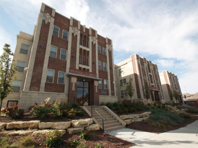 1 BR, 1 BA Apartment 846 Park Avenue Unit 846 Unit 304 A500 Pet Friendly, Omaha, NE 68105
