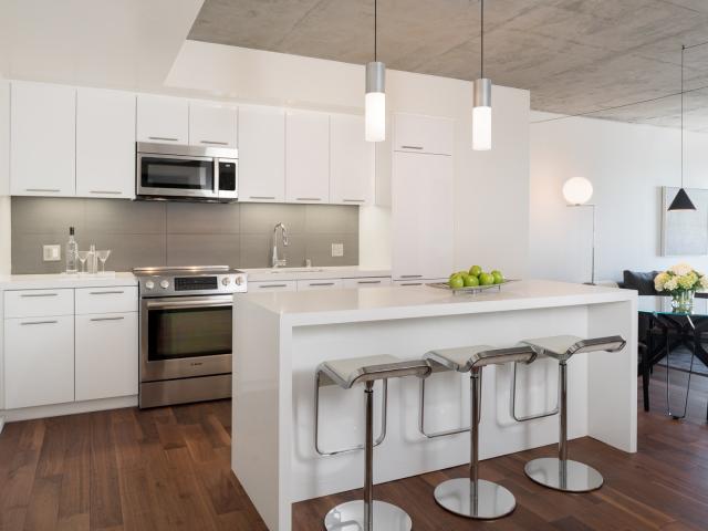 1 BR, 1 BA Apartment 8500 West Sunset Boulevard Unit E506, West Hollywood, CA 90069