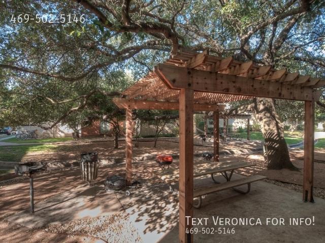 1 BR, 1 BA Apartment 8524 Burnet Rd, Austin, TX 78757