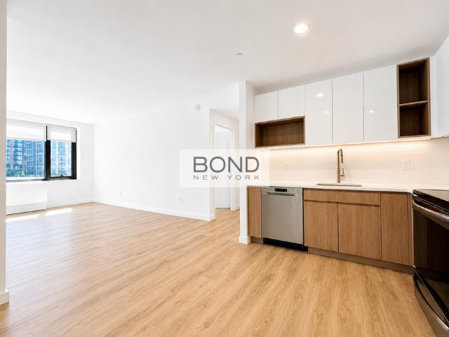 1 BR, 1 BA Apartment 85 Commercial Street, Brooklyn, NY 11222