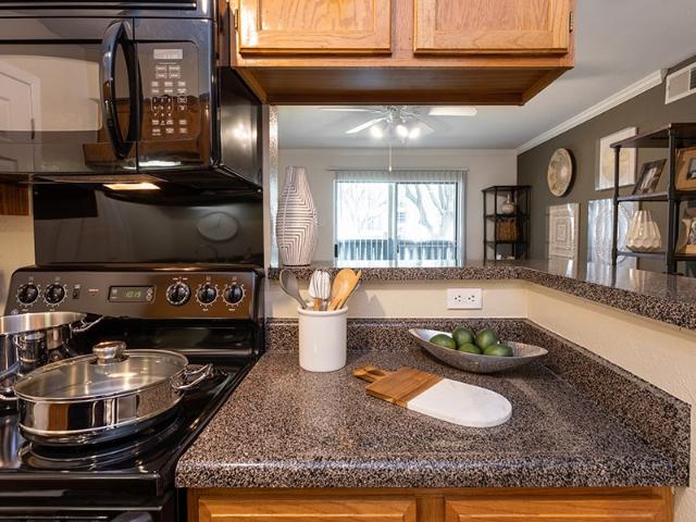 1 BR, 1 BA Apartment 8610 Southwestern Blvd Unit 1103, Dallas, TX 75206