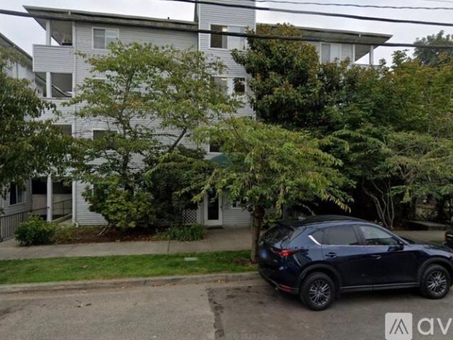 2 BR, 1 BA Apartment 8620 23rd Avenue Northeast, Seattle, WA 98115