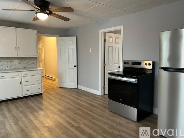 1 BR, 1 BA Apartment 86 Richards Ave, Unit 2nd Floor Front, North Attleborough, MA 02760