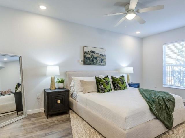 1 BR, 1 BA Apartment 883 C.Bud Stockton Loop Unit 1220, Jarrell, TX 76537