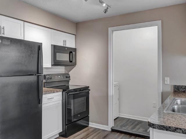 1 BR, 1 BA Apartment 8802 Brennan Circle Unit 03 207, Tampa, FL 33615