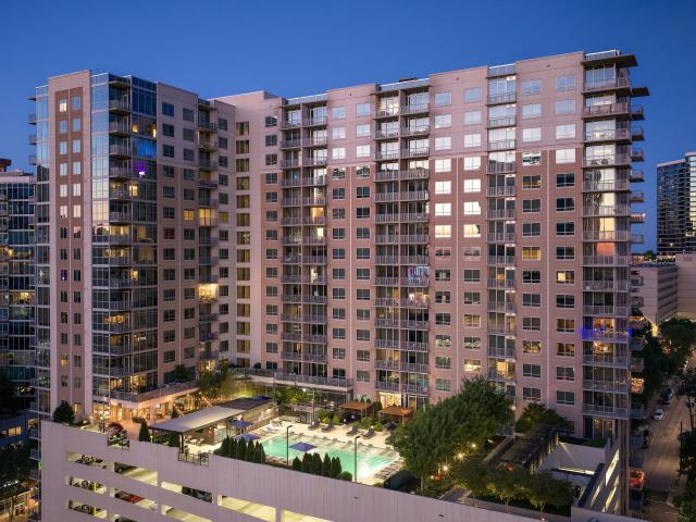 1 BR, 1 BA Apartment 880 West Peachtree Street Northwest Unit 2112, Atlanta, GA 30309