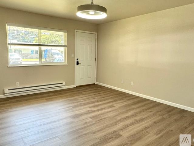 1 BR, 1 BA Apartment 8814 236th St SW, Unit 5, Edmonds, WA 98026
