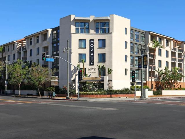 1 BR, 1 BA Apartment 888 North Alameda Street Unit 301E, Los Angeles, CA 90012