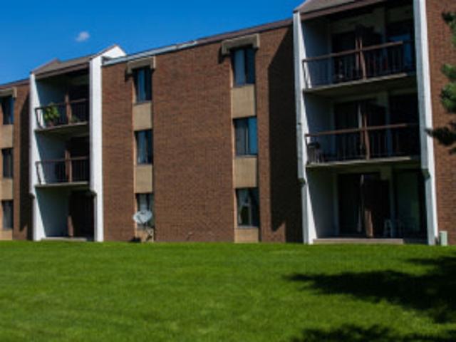 1 BR, 1 BA Apartment 8901 N Park Plaza Ct Unit Most Affordable Available, Milwaukee, WI 53223