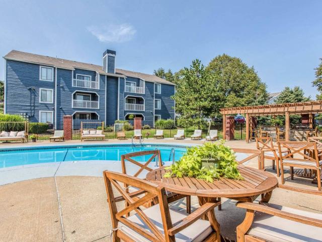 1 BR, 1 BA Apartment 8000 Perry St Unit 141, Overland Park, KS 66204