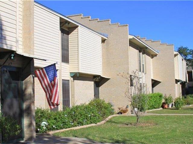 1 BR, 1 BA Apartment 801 West Greenbriar Drive, Edinburg, TX 78539