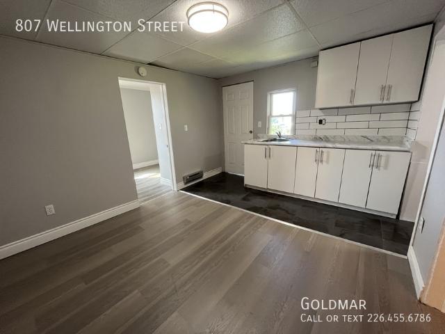 1 BR, 1 BA Apartment 807 Wellington Street, Windsor, ON N9A 5J7