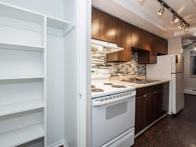 1 BR, 1 BA Apartment 809 North Dexter Street, Denver, CO 80220