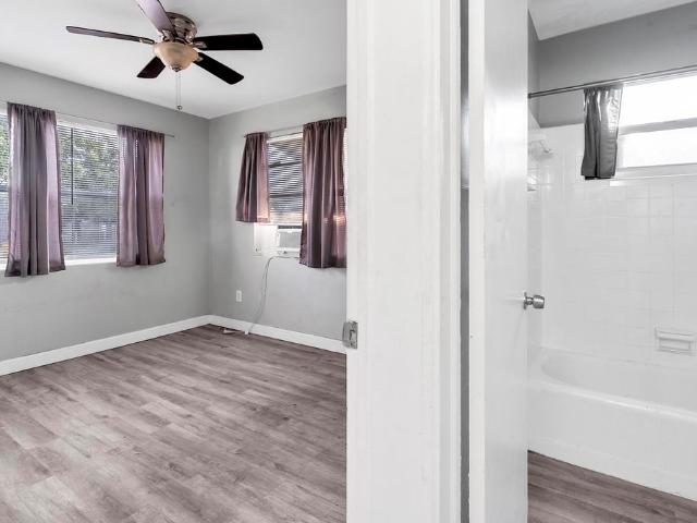 1 BR, 1 BA Apartment 813 9th Avenue North, Lake Worth Beach, FL 33460