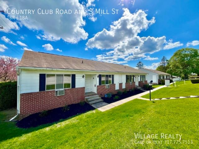 1 BR, 1 BA Apartment 813 Country Club Road, Red Lion, PA 17356
