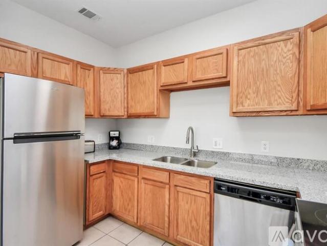 1 BR, 1 BA Apartment 8102 Rhobell Street, Unit 3A, Houston, TX 77078