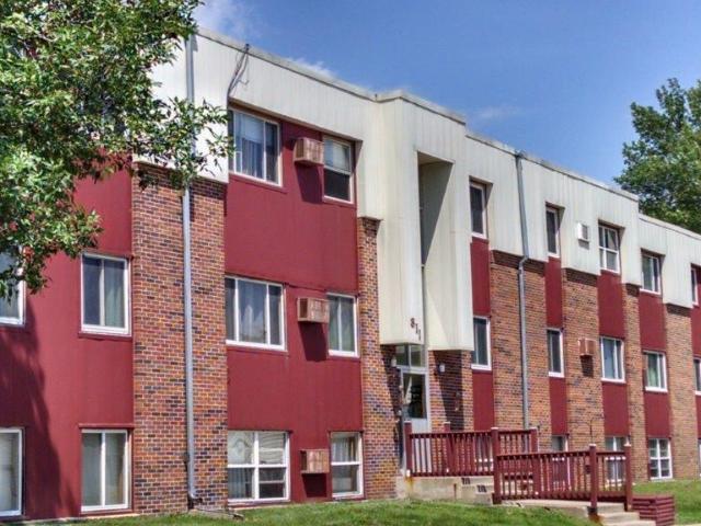 1 BR, 1 BA Apartment 811 Eighth Street Unit 03, Farmington, MN 55024