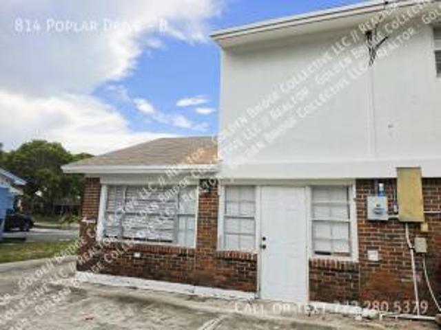 1 BR, 1 BA Apartment 814 Poplar Drive, Lake Park, FL 33403