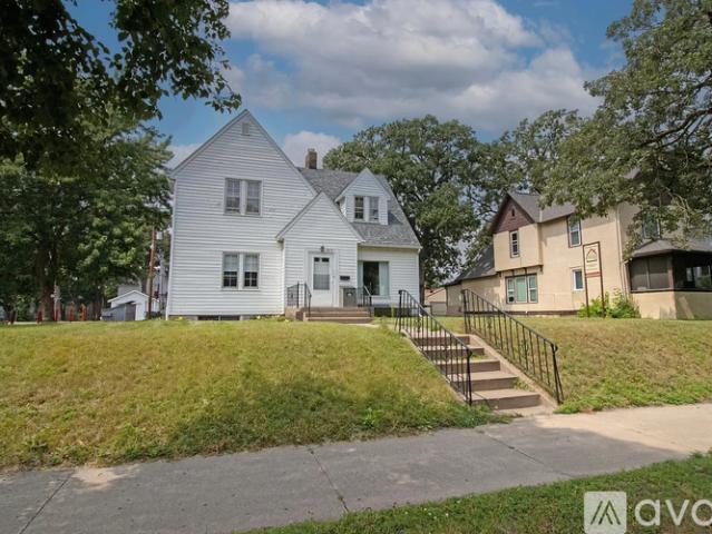 1 BR, 1 BA Apartment 815 5th Ave S, St. Cloud, MN 56301