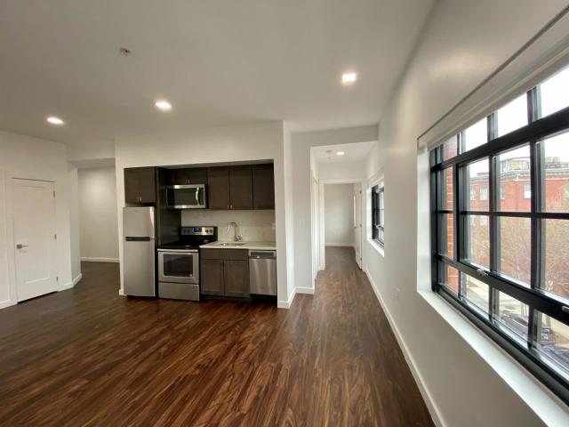 1 BR, 1 BA Apartment 824 N Calvert St Unit 306, Baltimore, MD 21202