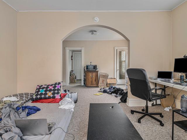 1 BR, 1 BA Apartment 826 McKinley, Ann Arbor, MI 48103