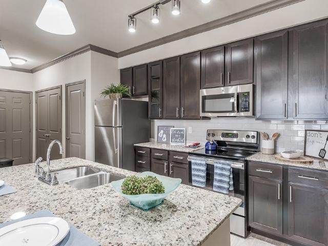 1 BR, 1 BA Apartment 8300 Red Bluff Road Unit 01 0724, Pasadena, TX 77507