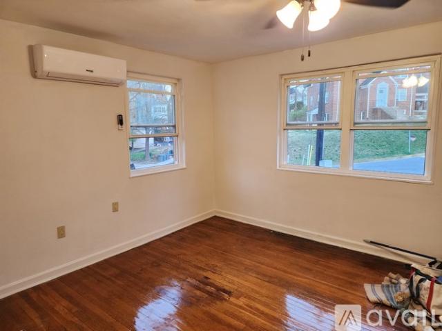 1 BR, 1 BA Apartment 8326 Roanoke Avenue, Unit 4, Takoma Park, MD 20912