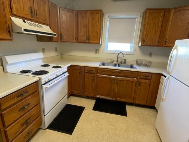 1 BR, 1 BA Apartment 8 Academy Street, Dover, NH 03820