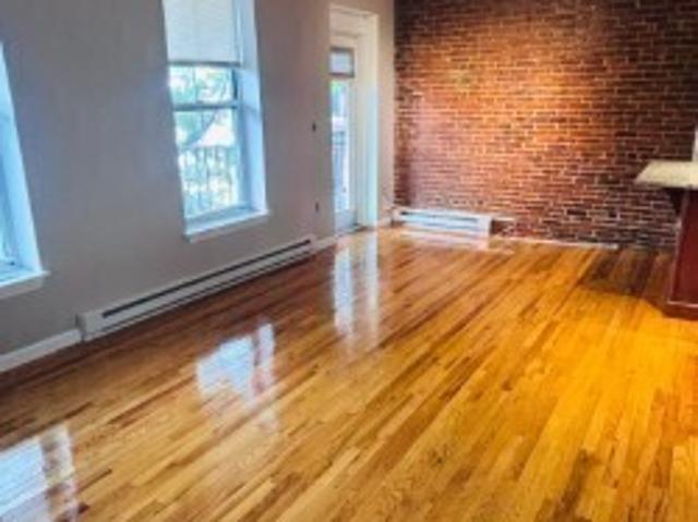 1 BR, 1 BA Apartment 8 Pembroke St Chelsea, MA 02150