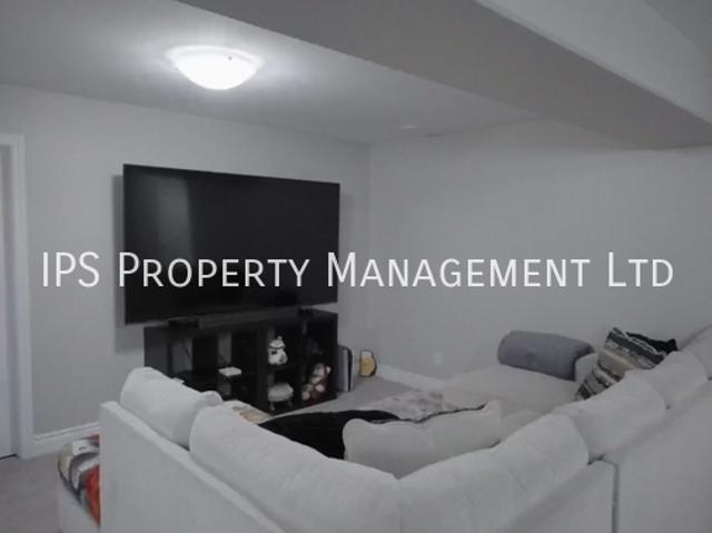 1 BR, 1 BA Apartment 8 Raycroft Drive, Belleville, ON K8N 4Z5