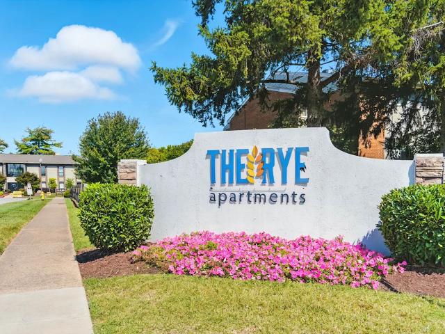 1 BR, 1 BA Apartment 9400 Hurstbourne Park Blvd Unit 9408 9408 4, Louisville, KY 40220