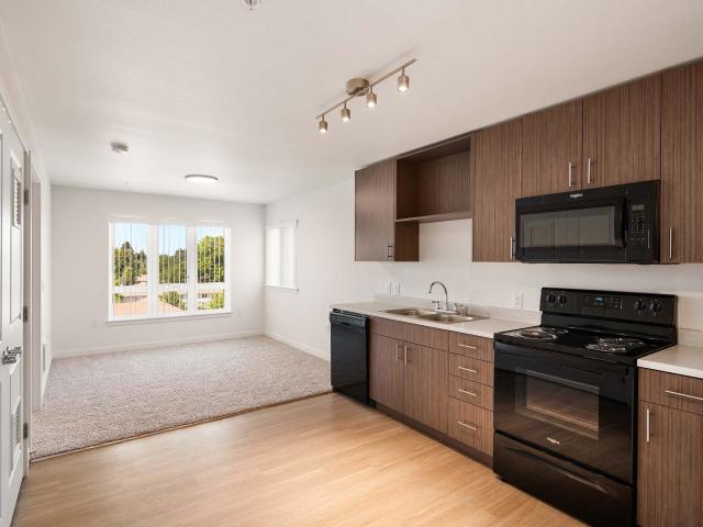 1 BR, 1 BA Apartment 9400 Rainier Avenue South Unit 128, Seattle, WA 98118