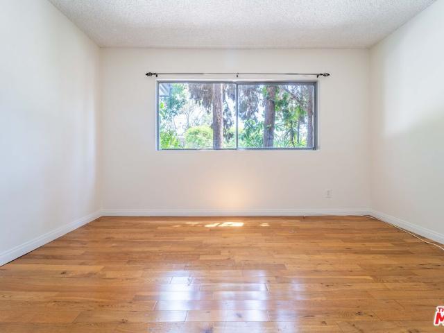 1 BR, 1 BA Apartment 941 North San Vicente Boulevard, West Hollywood, CA 90069