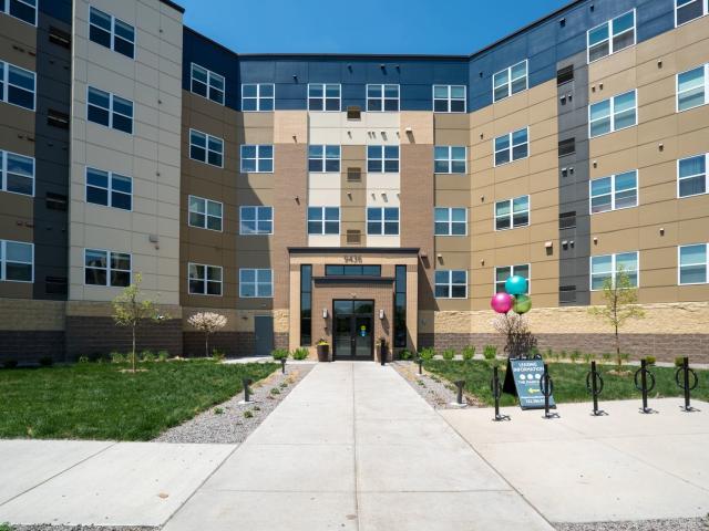 1 BR, 1 BA Apartment 9436 Ulysses St NE Unit 456, Minneapolis, MN 55434