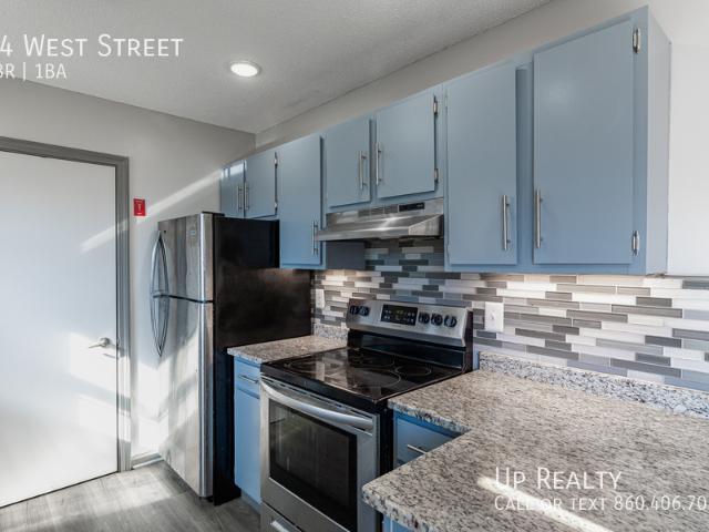 1 BR, 1 BA Apartment 94 West Street, Vernon, CT 06066