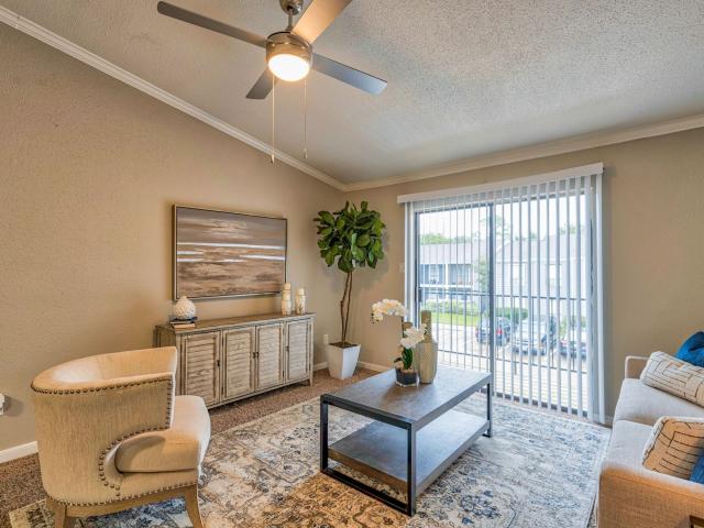 1 BR, 1 BA Apartment 950 FM 1959 Rd Unit 1012, Houston, TX 77034