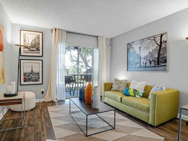 1 BR, 1 BA Apartment 950 Northwest 214th Street Unit 15302, Miami, FL 33169