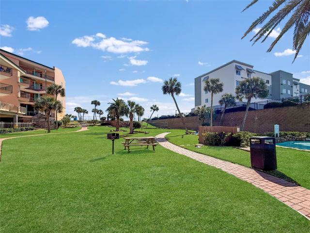 1 BR, 1 BA Apartment 9520 Seawall Boulevard, Galveston, TX 77554