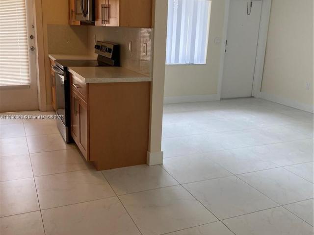 1 BR, 1 BA Apartment 95 Edgewater Drive, Coral Gables, FL 33133