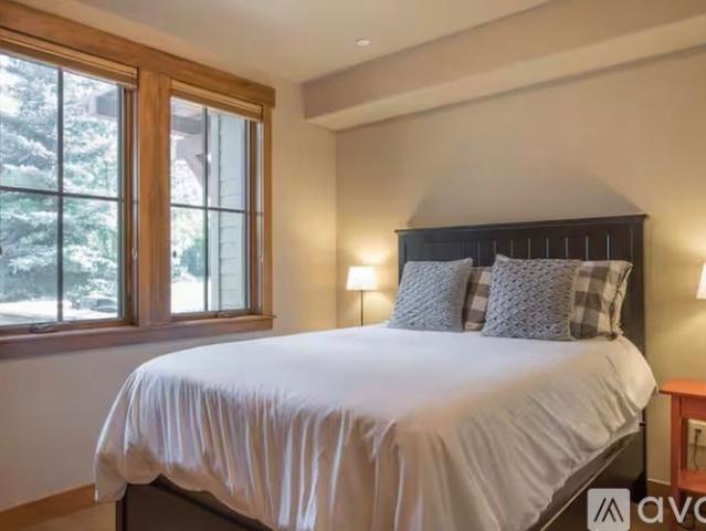 1 BR, 1 BA Apartment 975 North 10 Mile Drive, Unit E1, Frisco, CO 80443