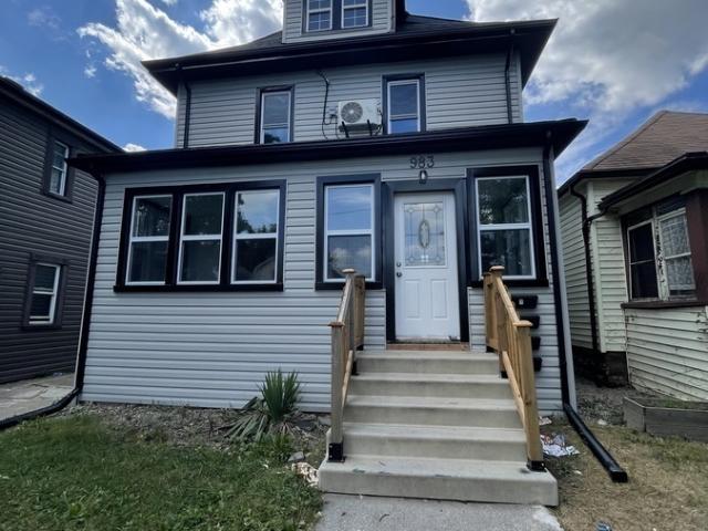 1 BR, 1 BA Apartment 983 Lincoln Rd Unit 2, Windsor, ON N8Y 2H3