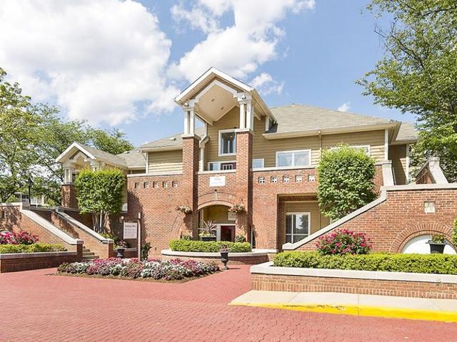 1 BR, 1 BA Apartment 9806 Mahogany Drive Unit 918 307, Gaithersburg, MD 20878